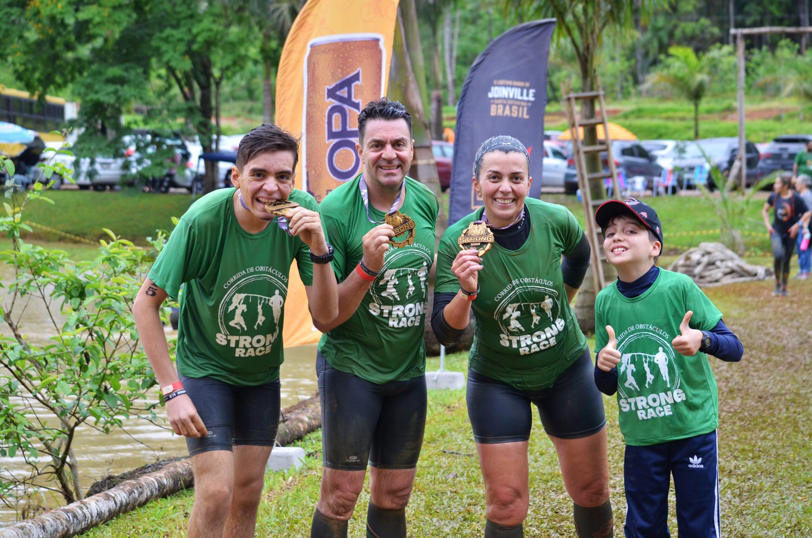 Strong Race - A maior corrida de obstáculos de Santa Catarina.